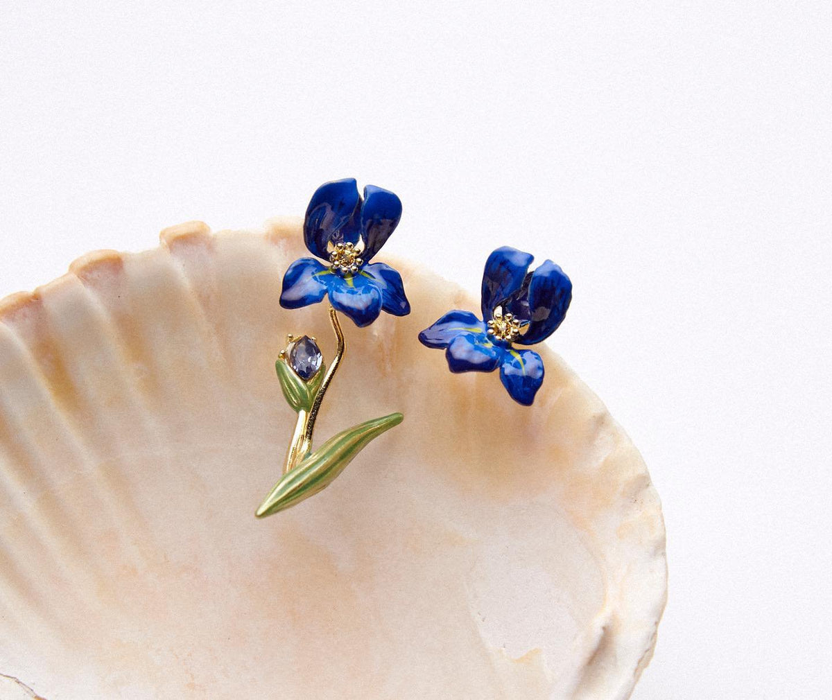 Ethically sourced fine jewelry, custom engagement rings, wedding bands ...