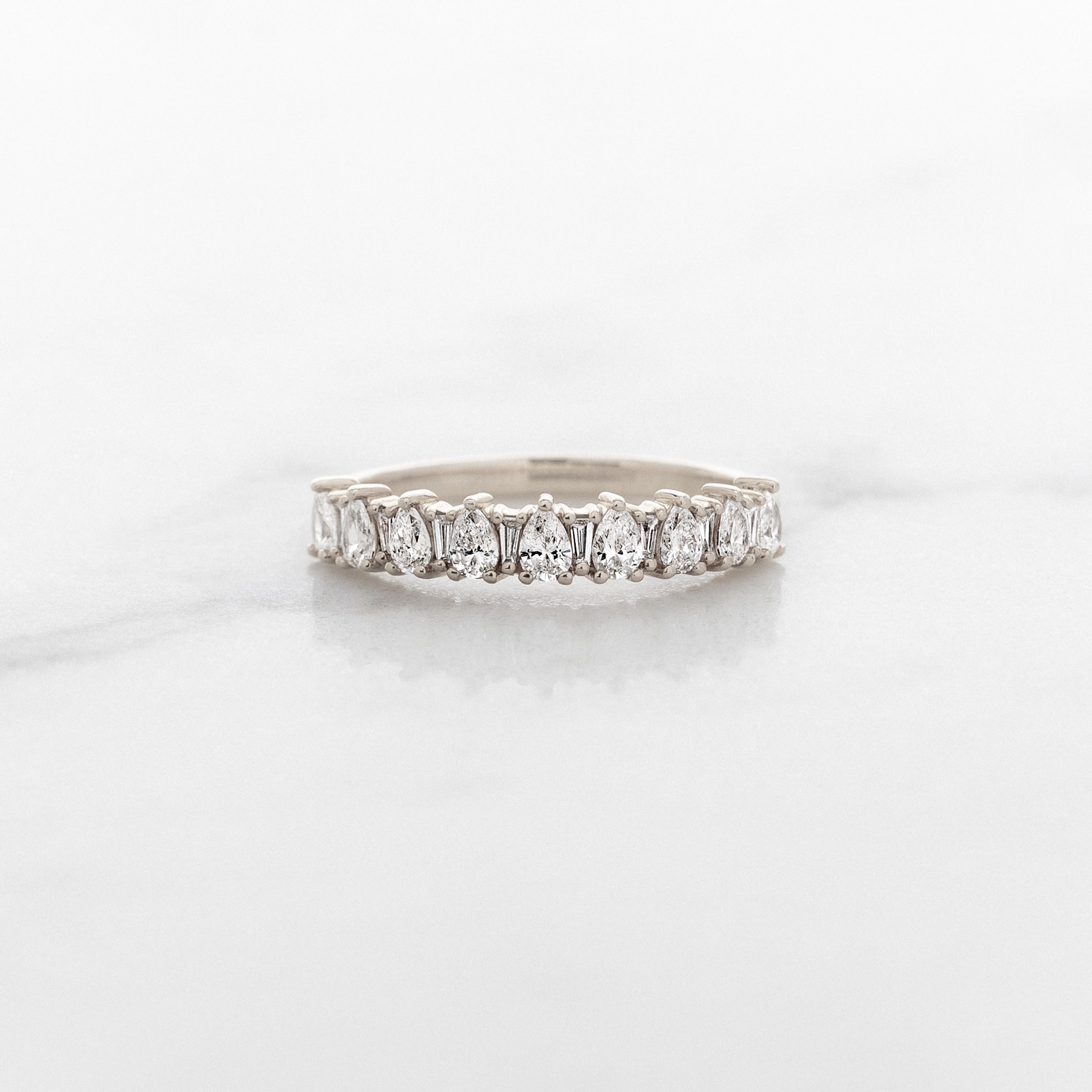 Kiwi Diamond Band – Jenni Stuart Fine Jewelry